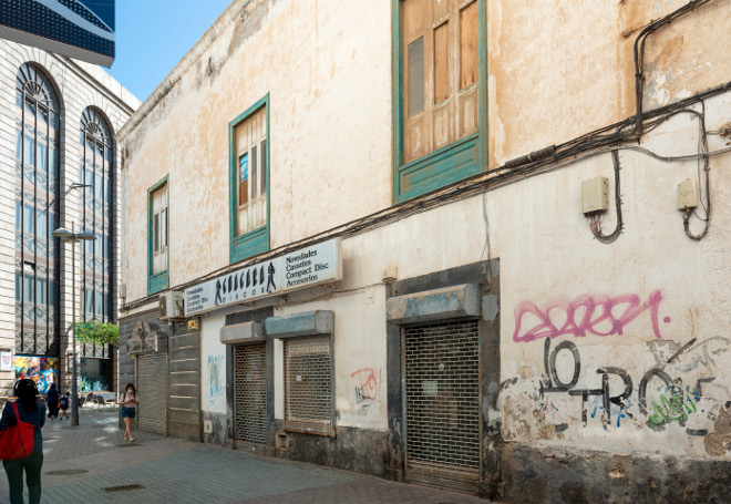 La Junta de Gobierno deja sobre la mesa la licencia al Hotel Oriental ...